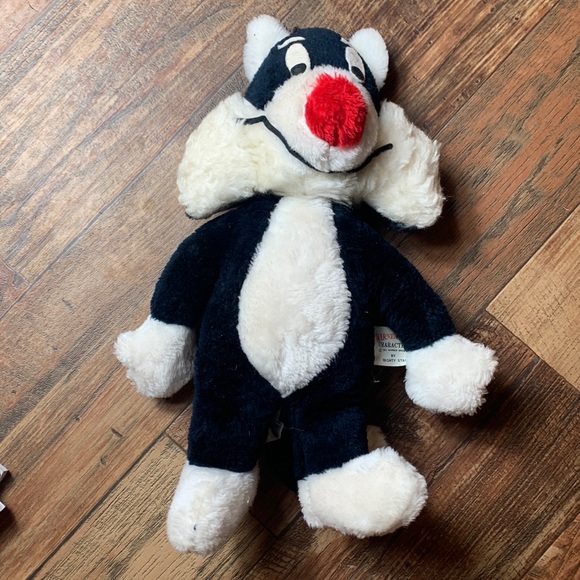 Warner Bros. | Toys | Vintage Sylvester The Cat Plush 971 | Poshmark